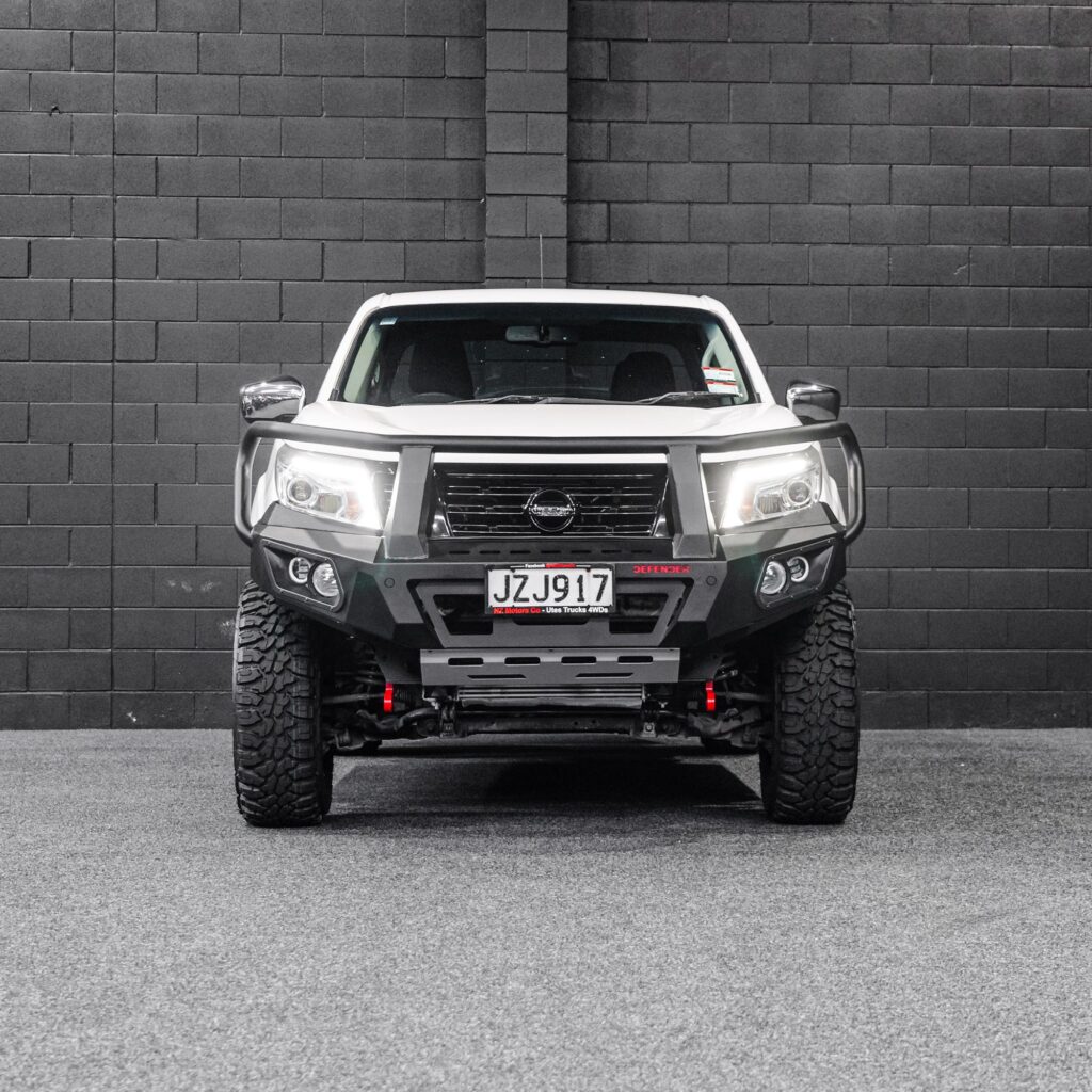 DEFENDER Off-Road Triple Loop Bull-Bar to suit Nissan Navara 2015 ...