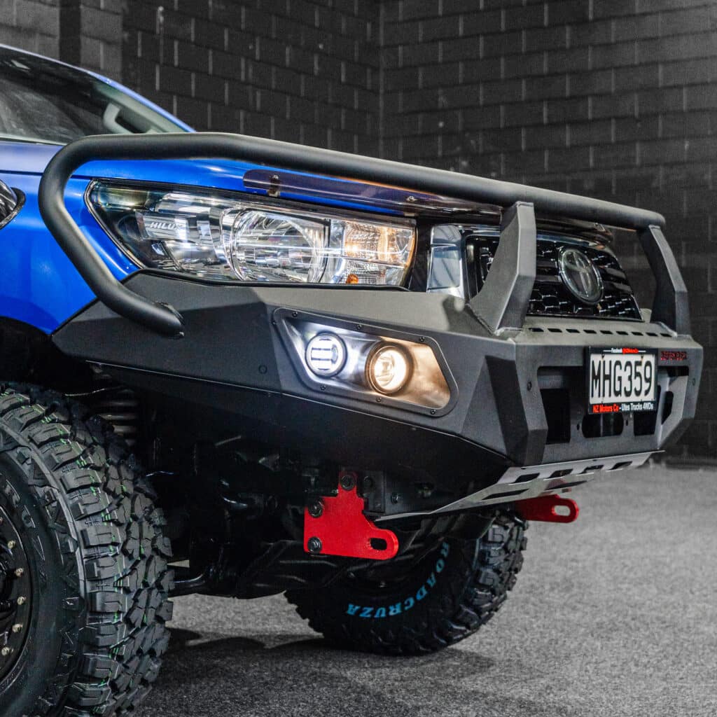 DEFENDER 4X4 Triple Loop Bull-Bar to suit 2015 - 2020 Toyota Hilux - NZ ...
