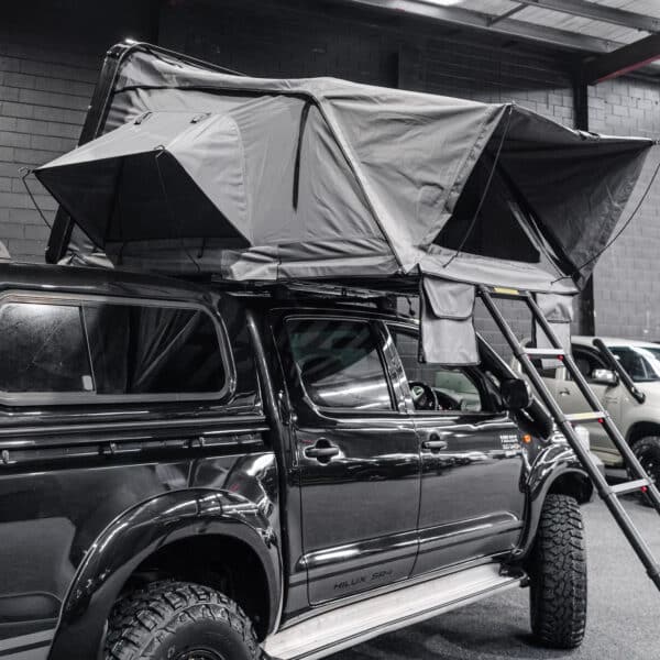 Defender Off-Road Cantilever Hard Shell Rooftop Tent - NZ Motors Limited